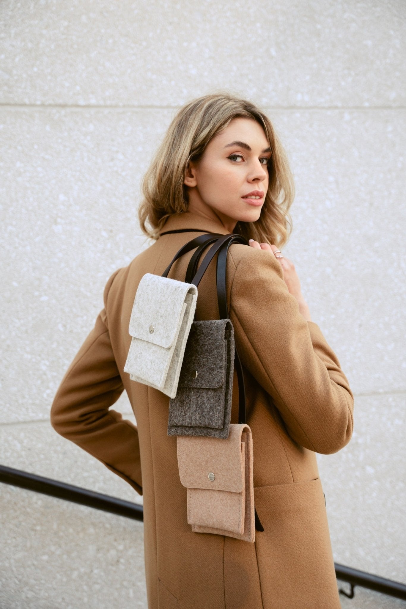 Light Grey Felt Crossbody Bag – Cushendale Woollen Mills
